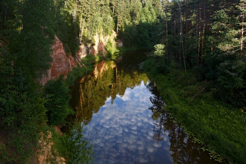 Outcrop, steep coast, cave - gotobaltic.com