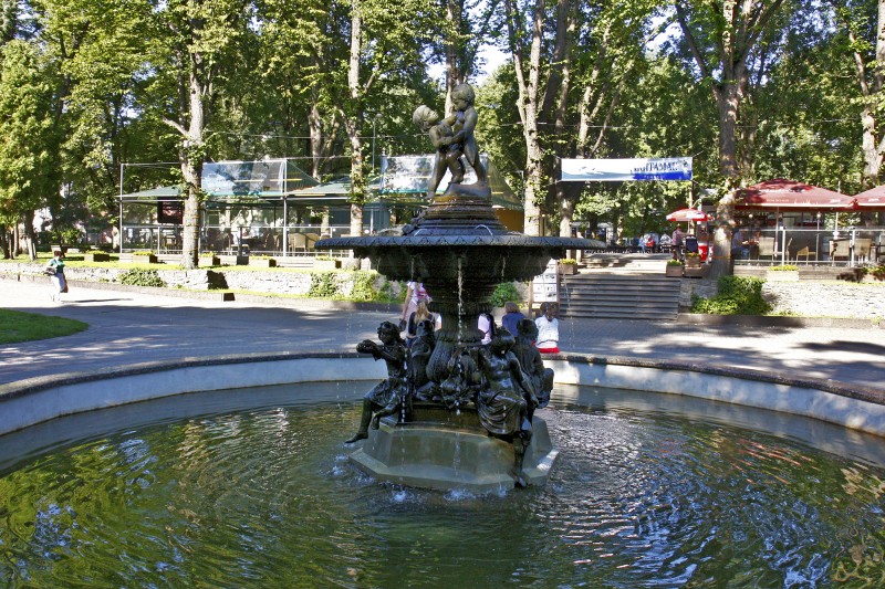Strūklakas - gotobaltic.com