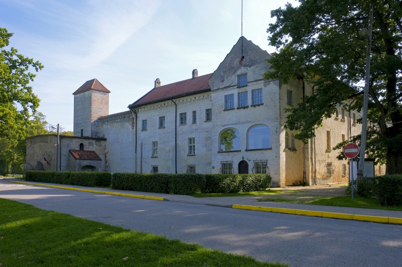 Pilis, pilsdrupas, muižas - gotobaltic.com